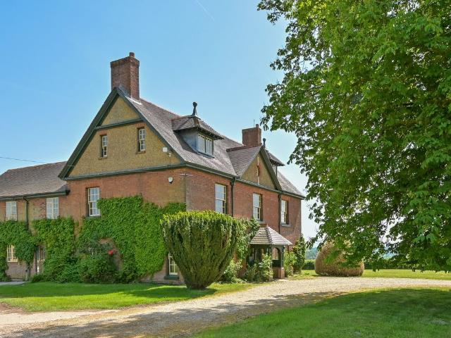 Upper Winchendon, Aylesbury, Buckinghamshire HP18, 8 bed detached house to rent, £7,500 pcm | PrimeLocation