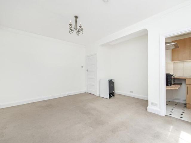 Upper Woburn Place, London, WC1H