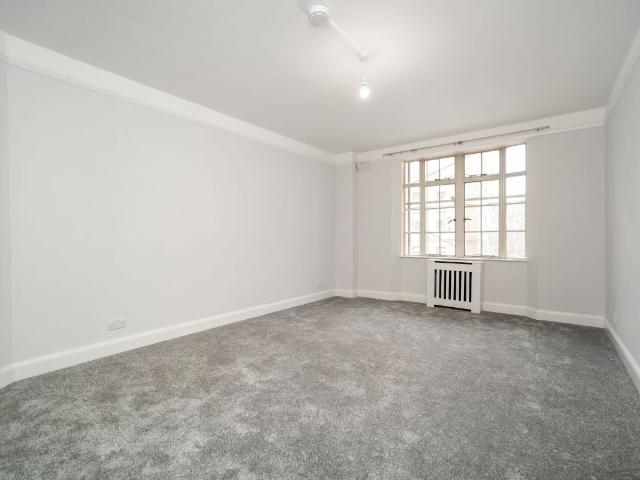 Upper Woburn Place, London WC1H, 2 bed flat to rent, £3,000 pcm | PrimeLocation