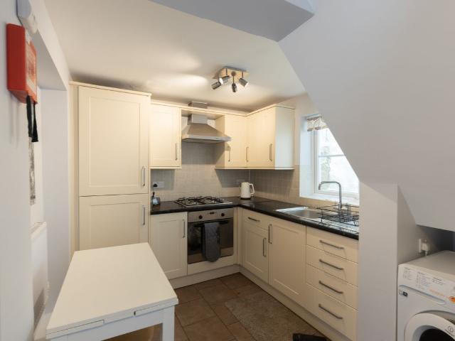 Upper Bath Street, Cheltenham GL50, Room to rent, £615 pcm | PrimeLocation