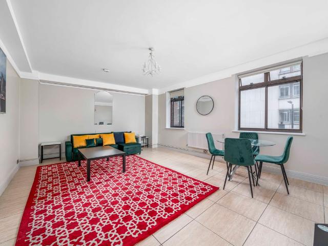 Upper Berkeley Street, London W1H, 1 bed flat to rent, £2,595 pcm | PrimeLocation
