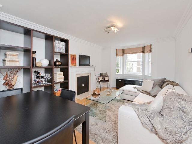Upper Berkeley Street, Marble Arch W1H, 1 bed flat to rent, £2,492 pcm | PrimeLocation