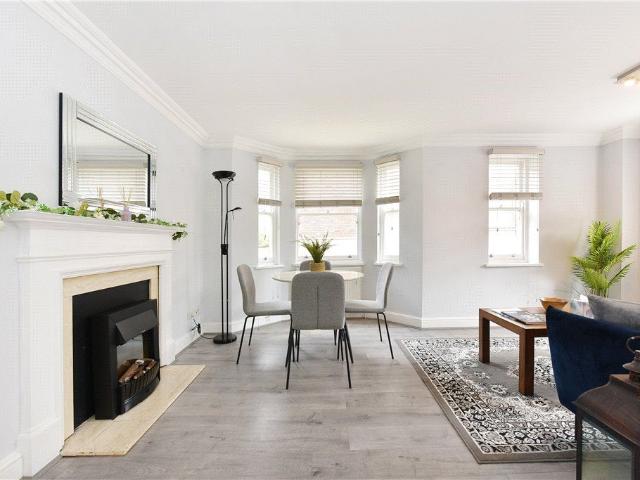 Upper Berkeley Street, Marylebone W1H, 2 bed flat to rent, £4,333 pcm | PrimeLocation