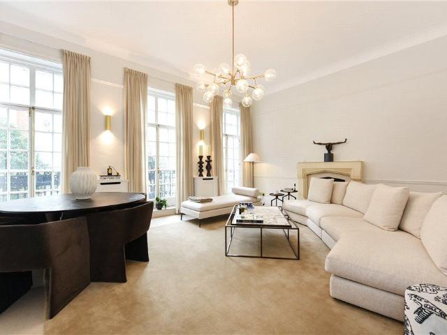 Upper Brook Street, Mayfair W1K, 1 bed flat to rent, £7,952 pcm | PrimeLocation