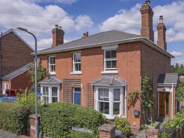 Upper Chase Road, Malvern, 2 Bedroom Semi detached