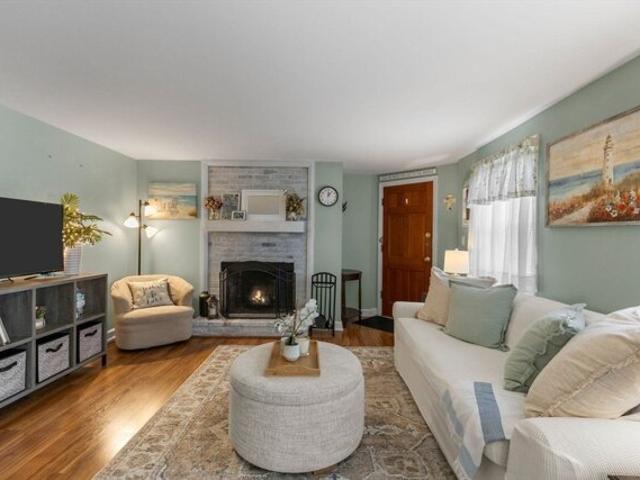 Upper County Rd Unit,dennis, Condo For Sale