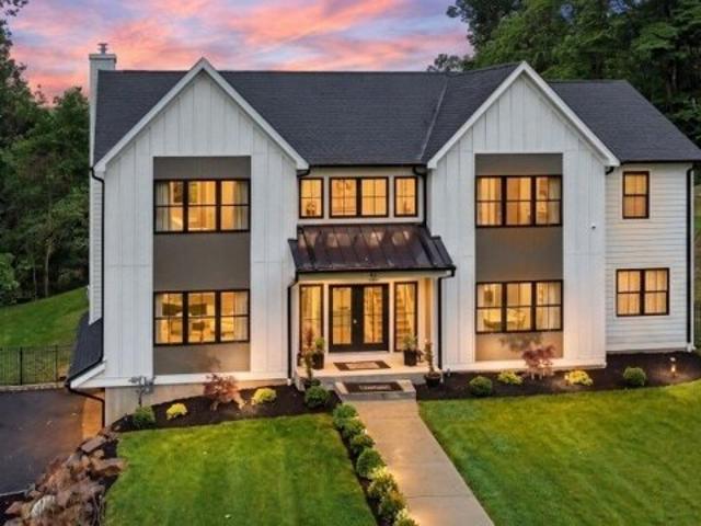 Upper Dr, Watchung, Home For Sale