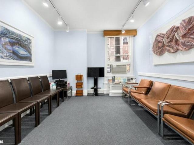 Upper East Side NY 102245313