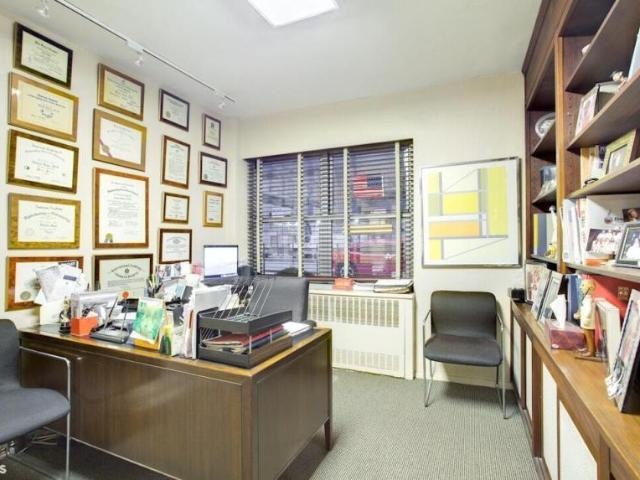 Upper East Side NY LS96882135