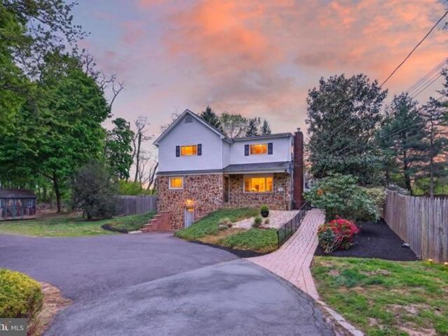 Upper Ferry Rd, Ewing Township, Home For Sale