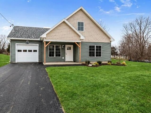 Upper Gilman St Unit,saint Albans City, Home For Sale
