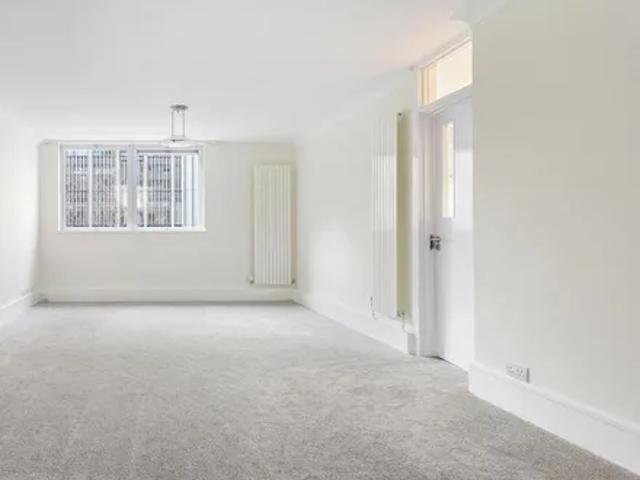 Upper Ground, Bankside, London, SE1 9PB, United Kingdom | 2 bed apartment for rent #138932214 | Rentberry