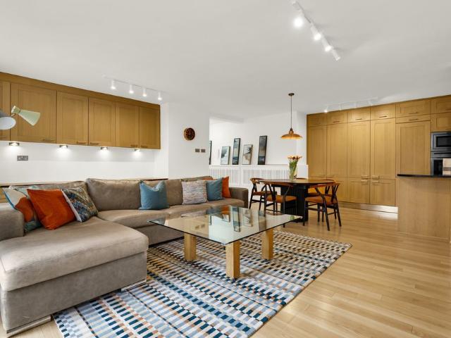 Upper Ground, London, SE1