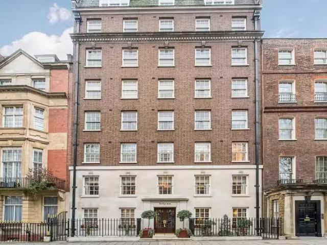 Upper Grosvenor Street, Mayfair. 3 bed flat for sale £5,950.