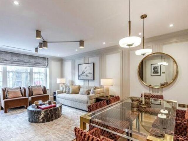 Upper Grosvenor Street, Mayfair, 2 Bedroom Apartment