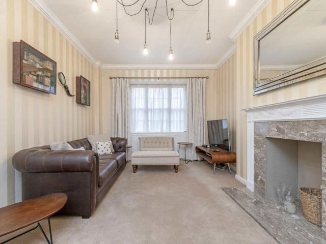 Upper Grosvenor Street, W1K, London