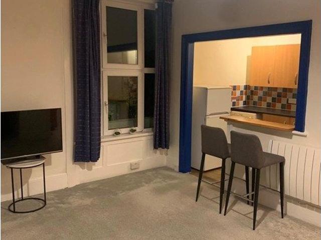 Upper Grosvenor Road, Tunbridge Wells TN1, Studio to rent, £775 pcm | PrimeLocation