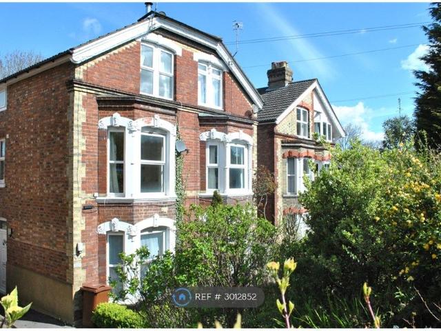 Upper Grosvenor Road, Tunbridge Wells TN1, Studio to rent, £900 pcm | PrimeLocation