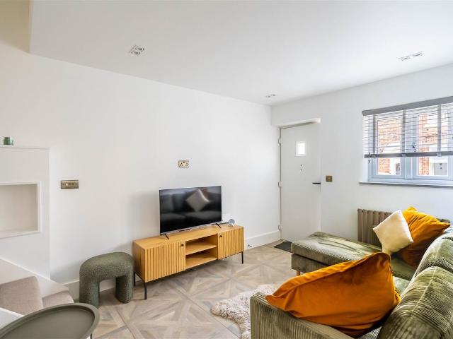 Upper Hanover Street, York YO26, 1 bed end terrace house to rent, £1,200 pcm | PrimeLocation