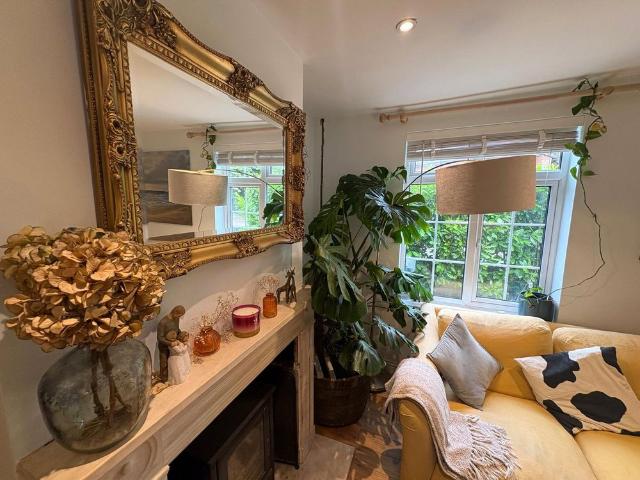 Upper Hale Road, Farnham, GU9