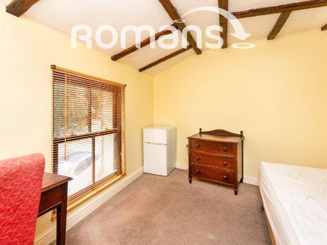 Upper Hale Road, Farnham GU9, Room to rent, £560 pcm | PrimeLocation