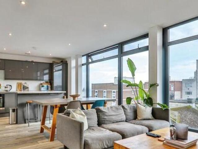 Upper Hinton Road, Bournemouth, 2 Bedroom Flat