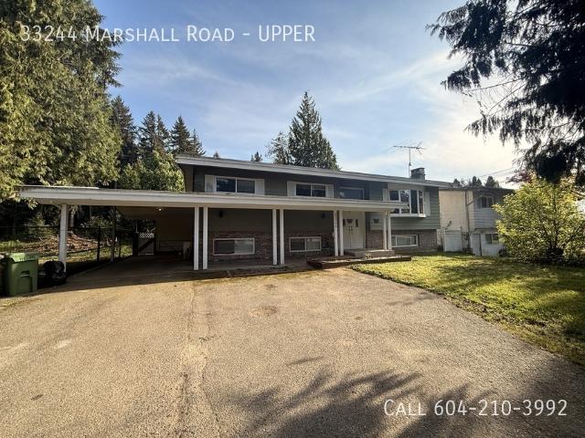 Upper Home In Abbotsford