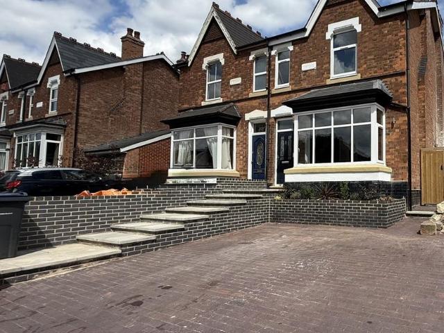 Upper Holland Road, Sutton Coldfield. 3 bed property to rent £2,250 pcm £519 pw