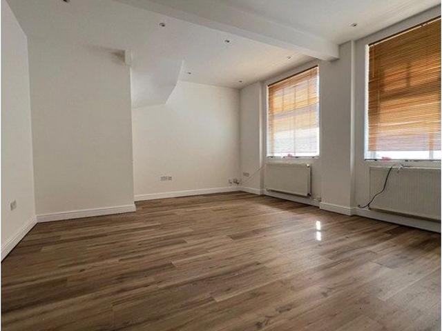 Upper Hollingdean Road, Brighton BN1, 3 bed semi detached house to rent, £1,690 pcm | PrimeLocation