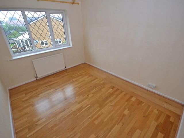 Upper Lane, Netherton