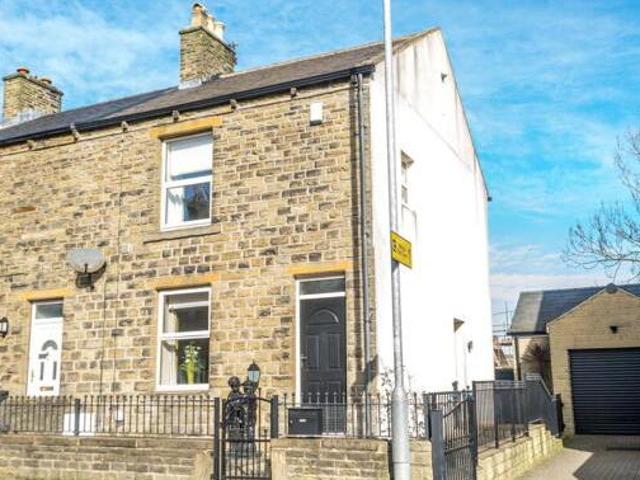 Upper Lane, Emley, 3 Bedroom Semi detached