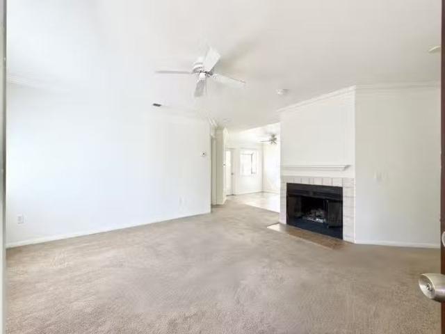 Upper Level Condo in Gated Vista Way Village! Apartments in.