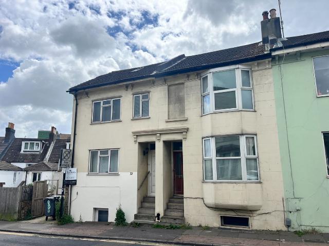 Upper Lewes Road, Moulsecoomb, Brighton BN2, 5 bed semi detached house to rent, £2,600 pcm | PrimeLocation