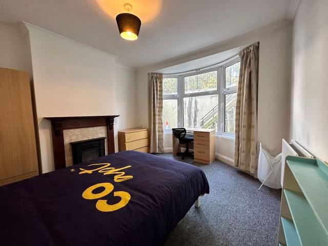 Upper Lewes Road, Brighton BN2, 5 bed terraced house to rent, £2,849 pcm | PrimeLocation