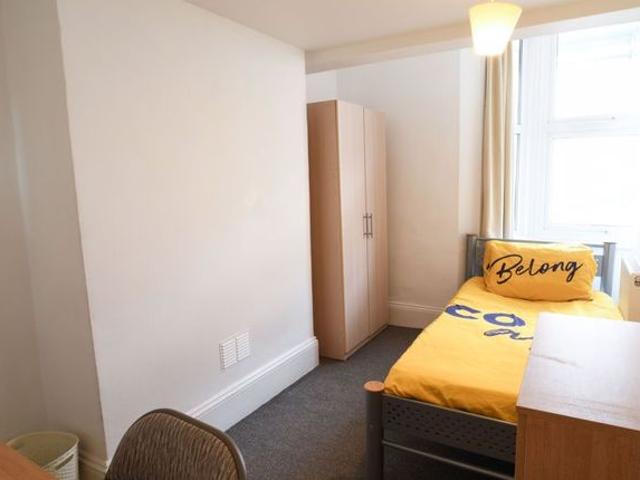 Upper Lewes Road, Brighton BN2, 5 bedroom flat to rent 55153868 | PrimeLocation