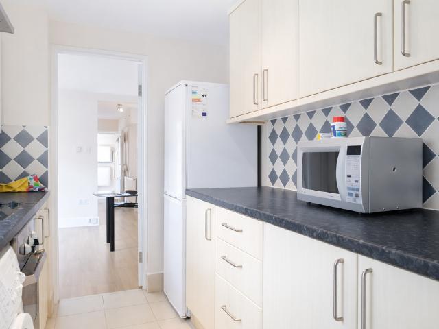 Upper Lewes Road, Brighton BN2, 1 bed flat to rent, £1,400 pcm | PrimeLocation