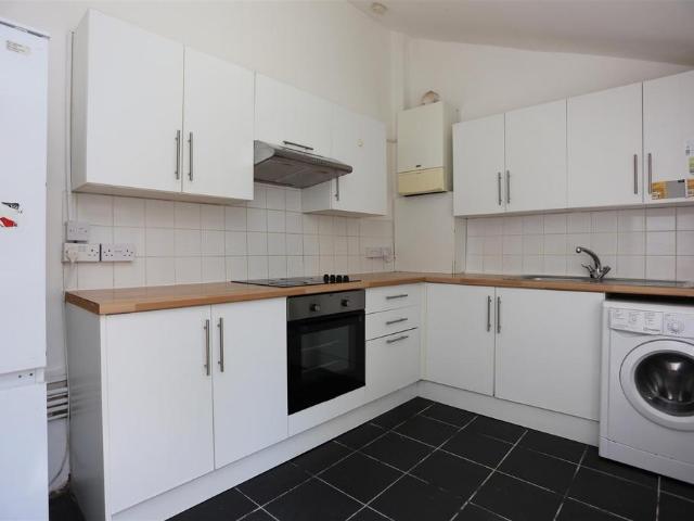 Upper Lewes Road, Brighton 5 bed house to rent £2,995 pcm £691 pw