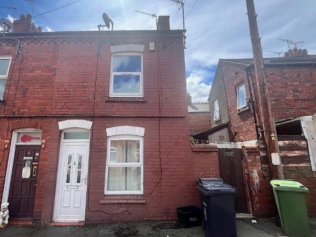 Upper Lord Street, Oswestry SY11, 3 bed terraced house to rent, £825 pcm | PrimeLocation