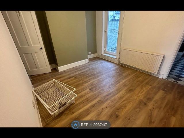 Upper Luton Road, Chatham ME5, 3 bed terraced house to rent, £1,350 pcm | PrimeLocation