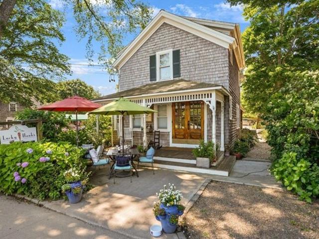 Upper Main St, Edgartown, Home For Sale