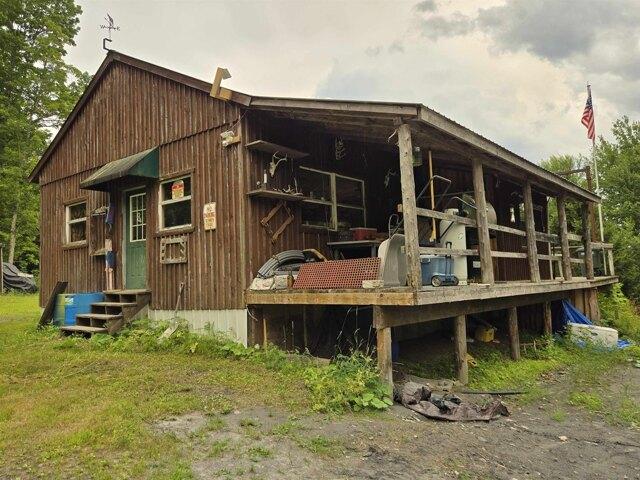 Upper Maloney Rd, Brookfield, Home For Sale