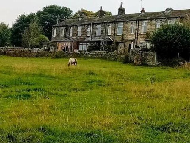 Upper Marsh Lane, Oxenhope, 2 Bedroom Terraced
