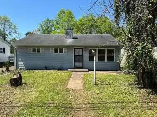 Upper Midway Dr