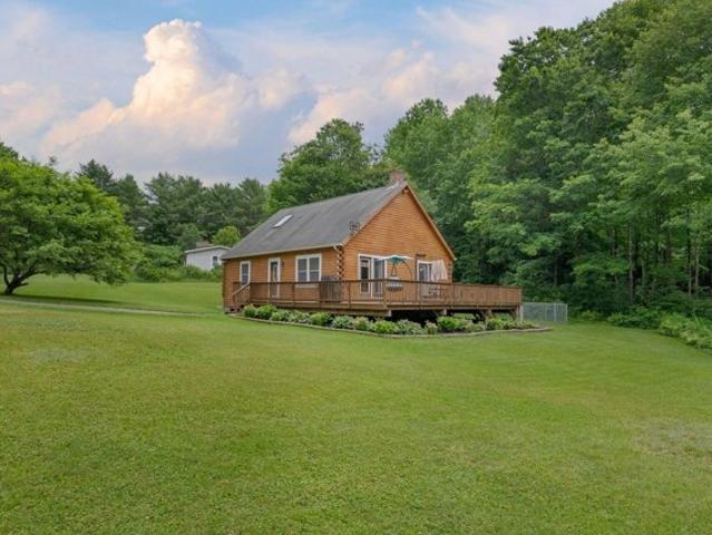 Upper Narrows Ln, Winthrop, Home For Sale