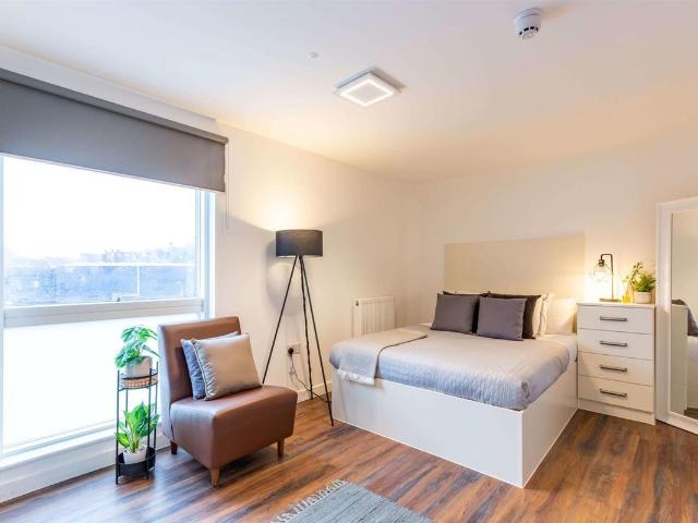 Upper North Street, Brighton BN1, Studio to rent, £1,235 pcm | PrimeLocation