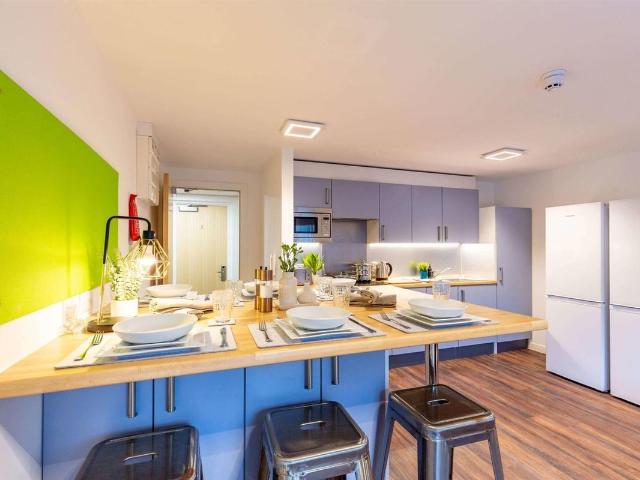 Upper North Street, Brighton BN1, 1 bed flat to rent, £910 pcm | PrimeLocation