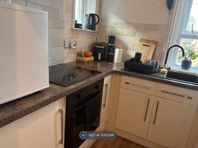 Upper Parkstone, Poole BH14, Studio to rent, £795 pcm | PrimeLocation