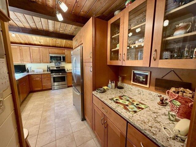 Upper Pines Rd, Warren, Home For Sale