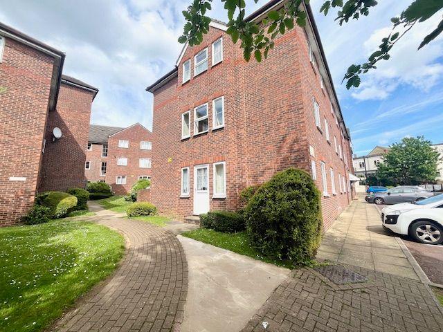Upper Priory Street, Northampton NN1, 1 bed flat to rent, £800 pcm | PrimeLocation