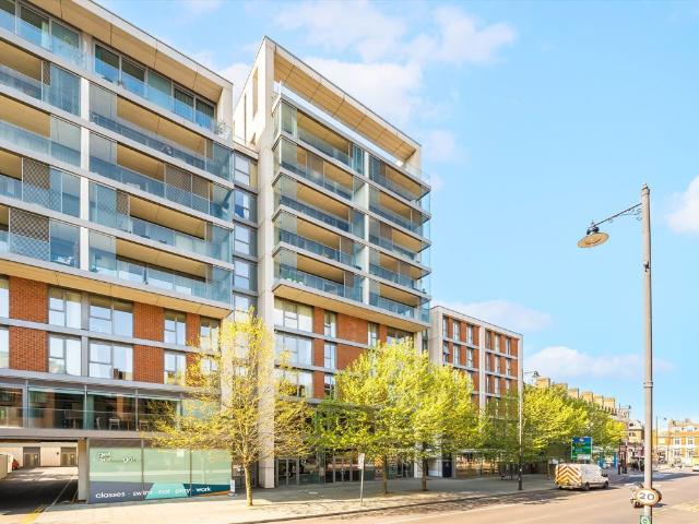 Upper Richmond Road, Putney SW15, 2 bed flat to rent, £4,000 pcm | PrimeLocation
